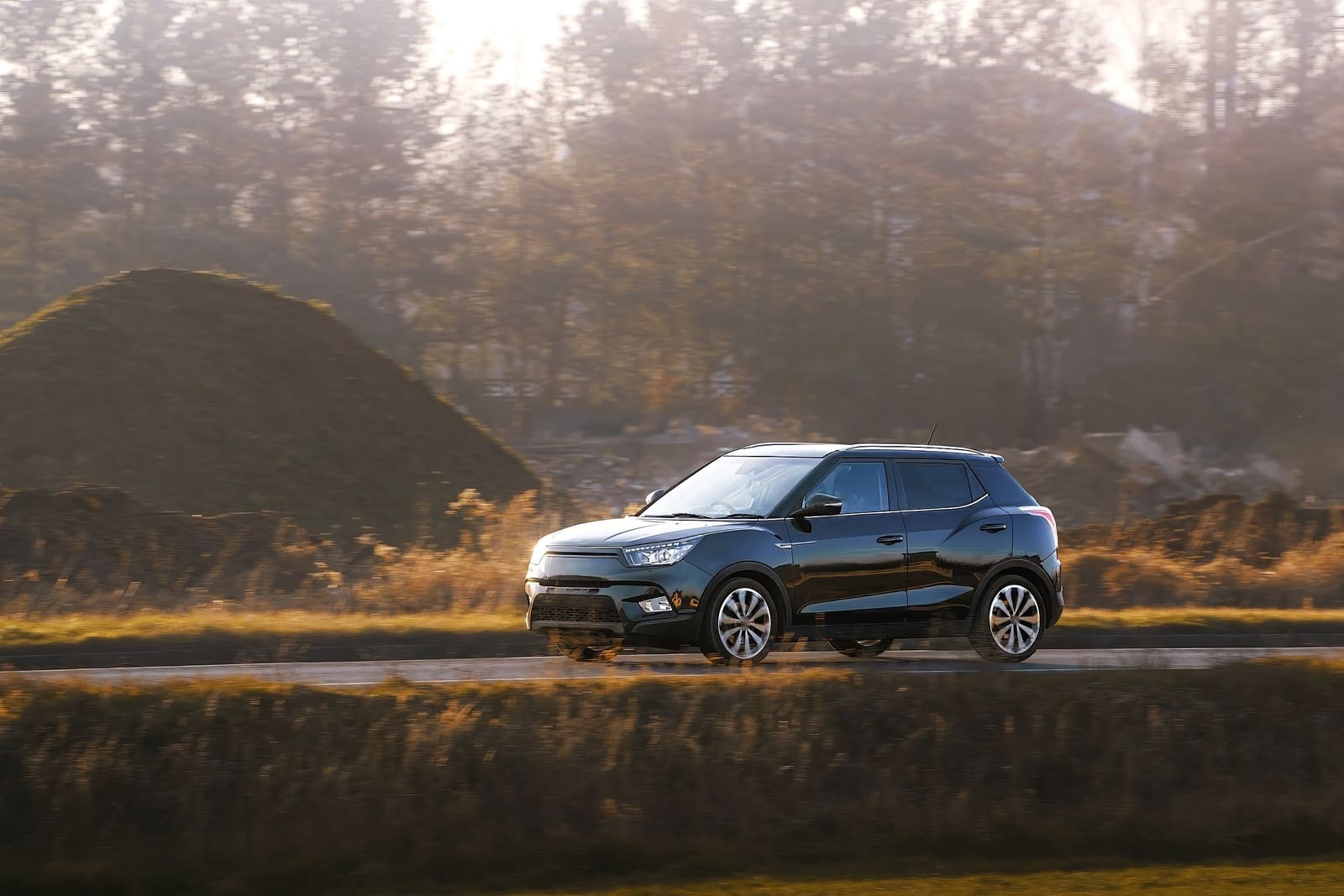 SUVは車中泊に向いている？快適に過ごす方法やおすすめのSUV車種7選を紹介